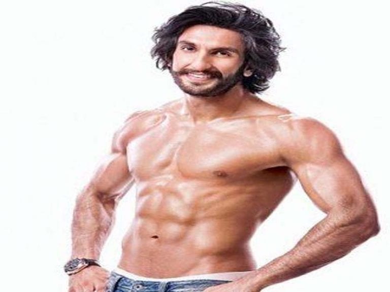 Famous Bollywood Actors With Good Physique - Find Health Tips